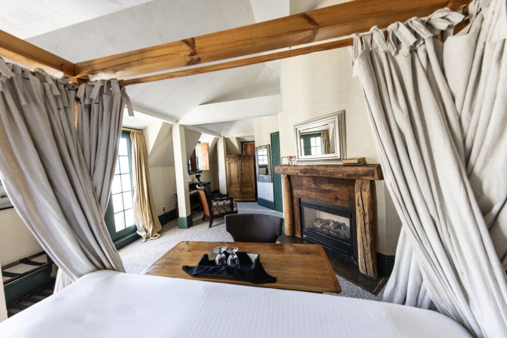 Rooms Gallery - The Red Lion Inn