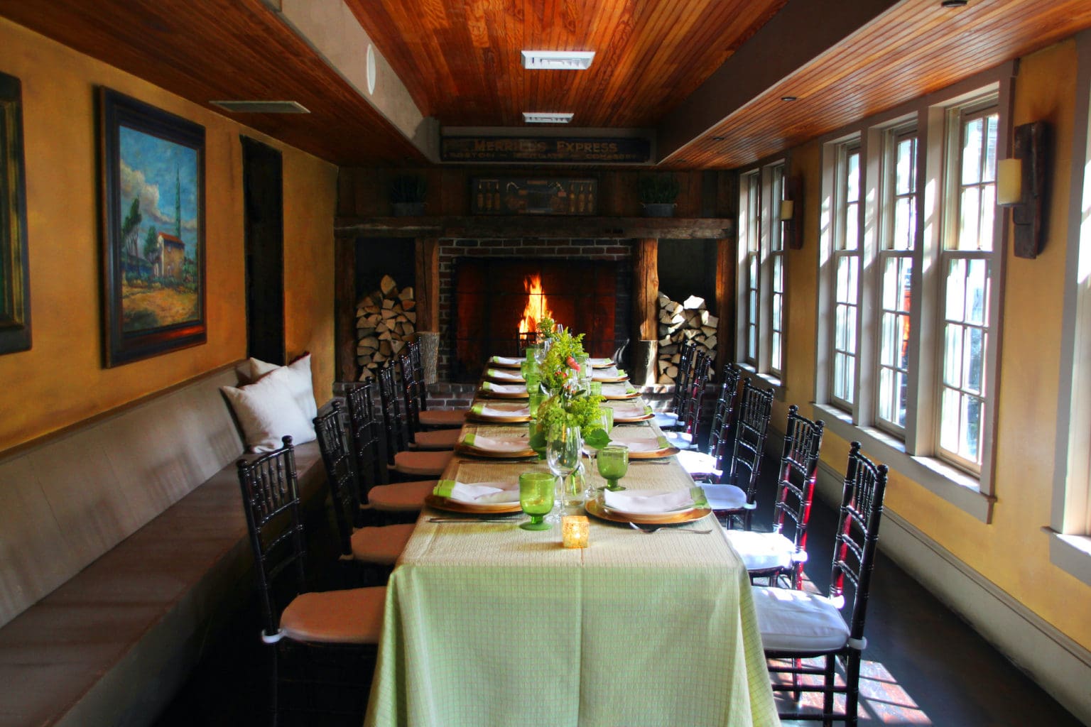 The Red Lion Inn - Historic Inn and Barn on the South Shore of Boston